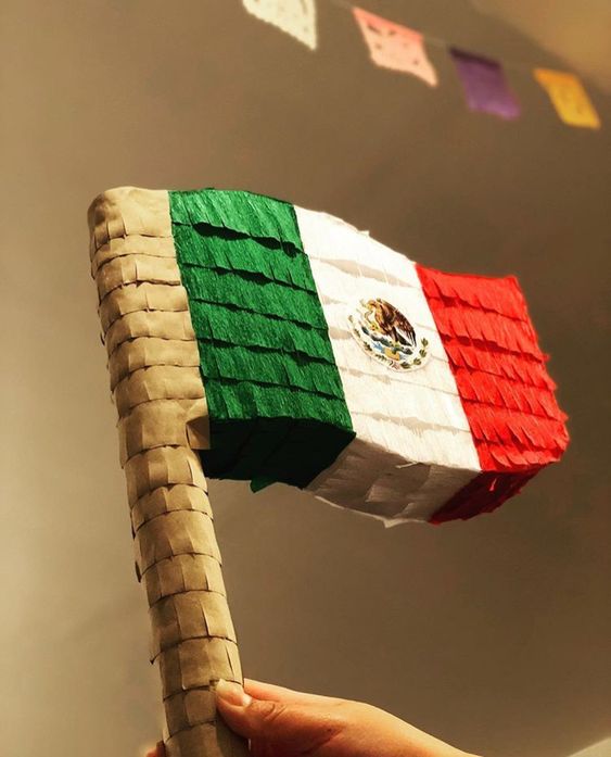 Manualidades y decoraciones para el Día de la Bandera Mexicana ...